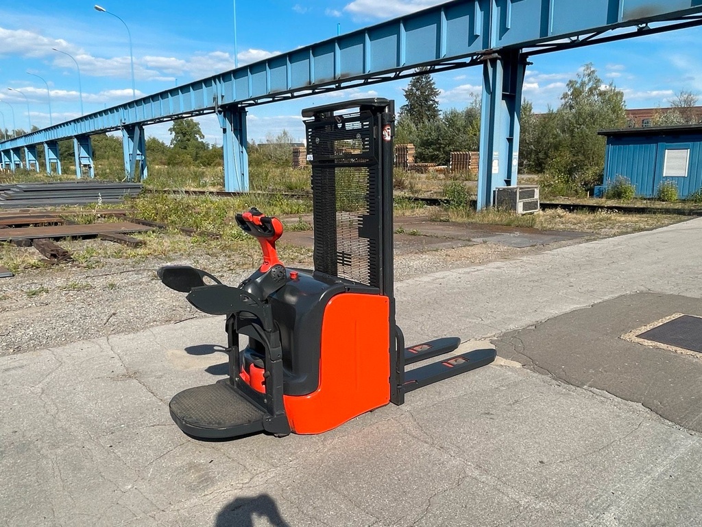 Linde L16AP 2920mm Hub. Mitfahrer Hochhubwagen Elektro Stapler ...