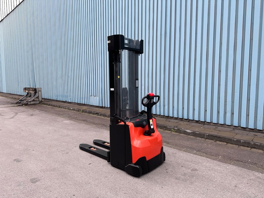 BT Toyota SPE160 Triplex 5400mm Hub. | Interstapler Maximilian Bischof